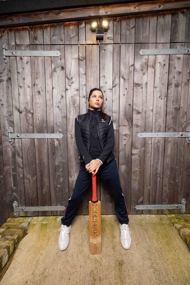Women & Girls Cricket Clothing & Equipment | Maiden Cricket Store